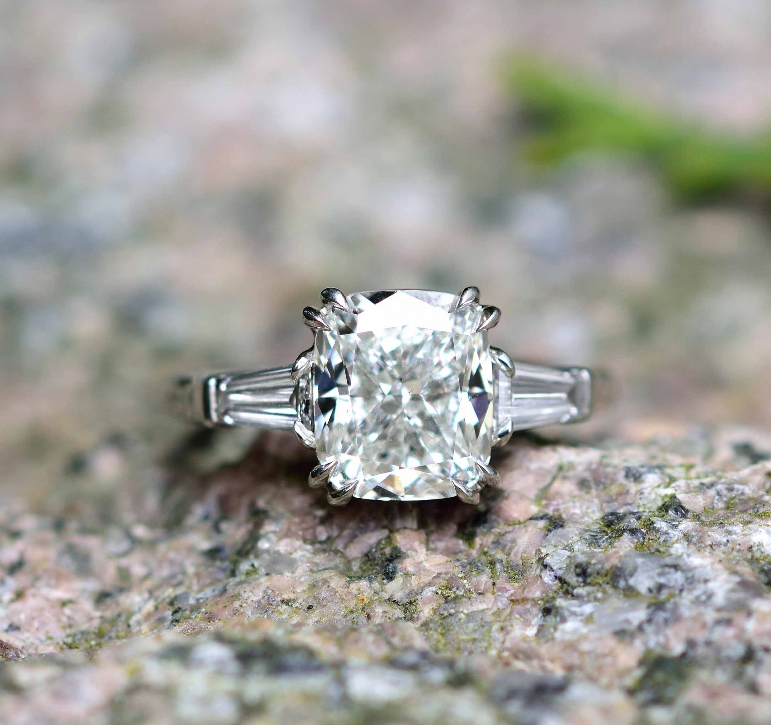 The 7 Best Diamond Shapes For An Engagement Ring – Long's Jewelers